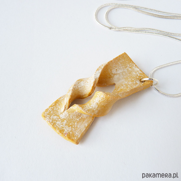 Faworek mały na szyję - Pakamera.pl