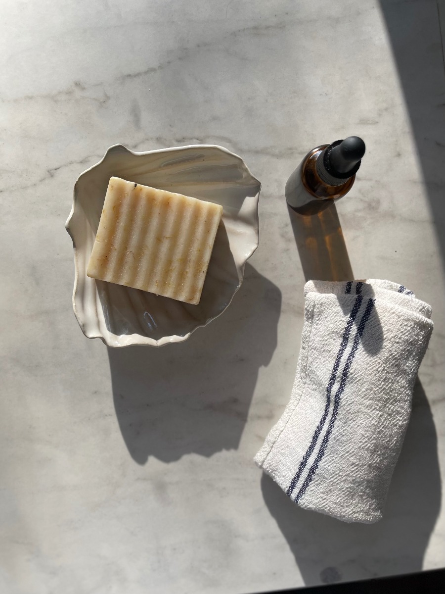 Ceramiczna Mydelniczka Handmade Muszelka Muszla Biała Perłowa - Pakamera.pl