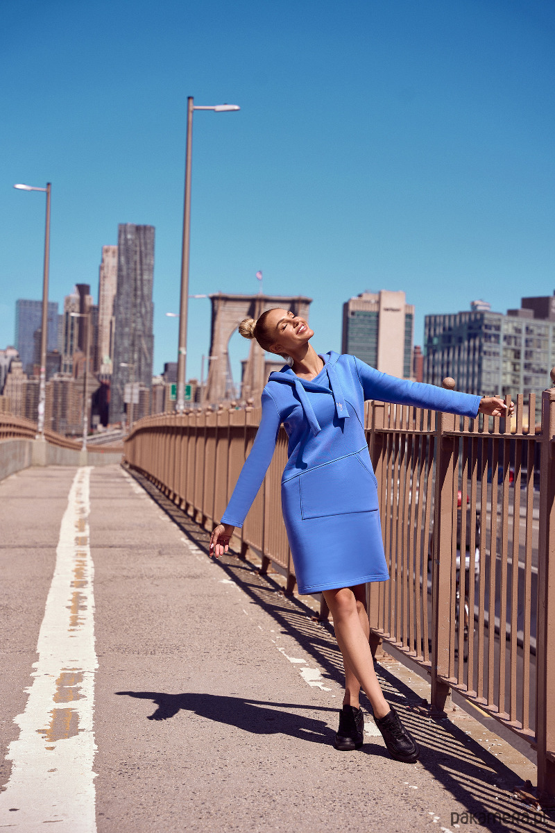 Sukienka z kapturem i asymetryczną kieszenią-jasnofioletowa(M-695 ...