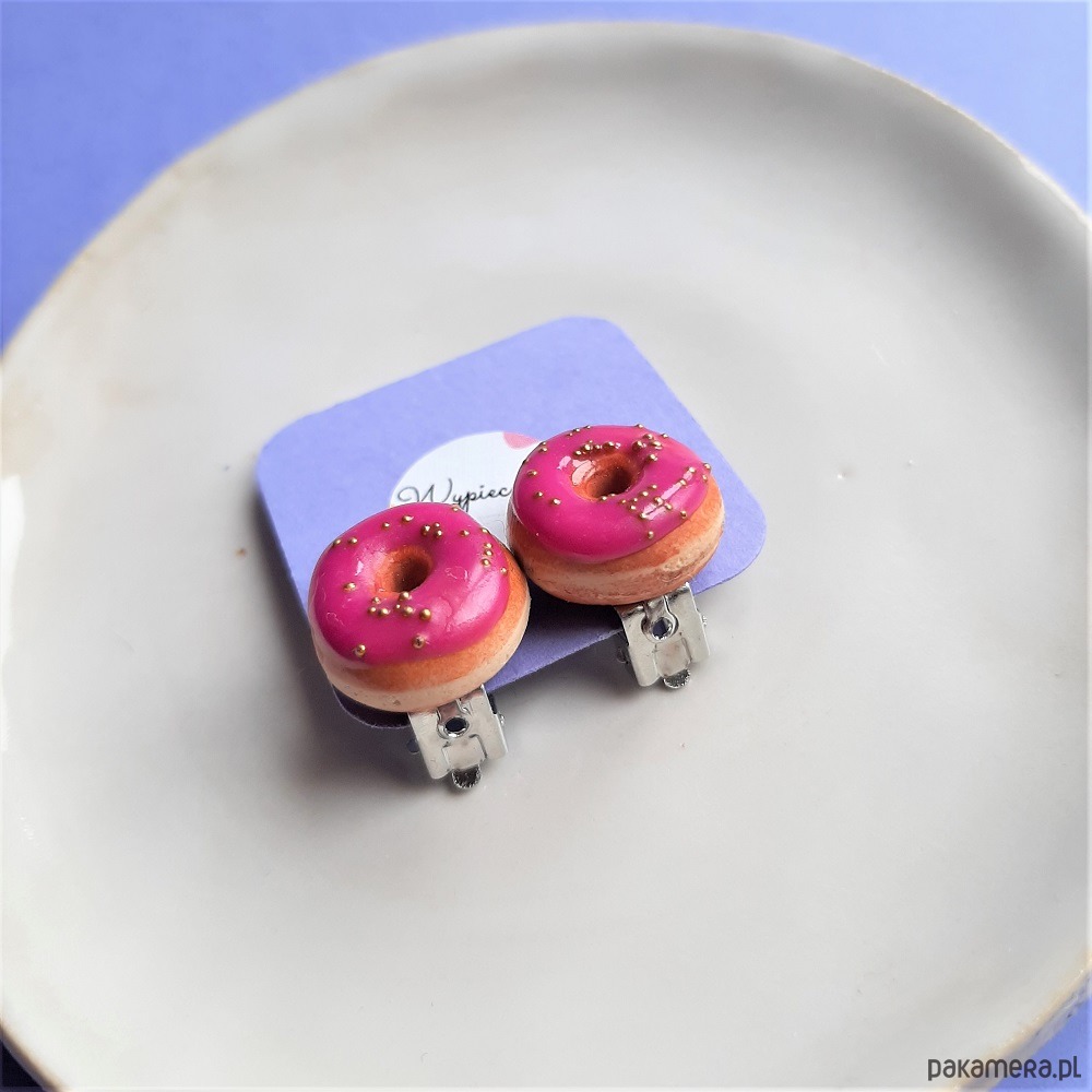 Klipsy różowe donuts ze złotą posypką 3400357 - Pakamera.pl
