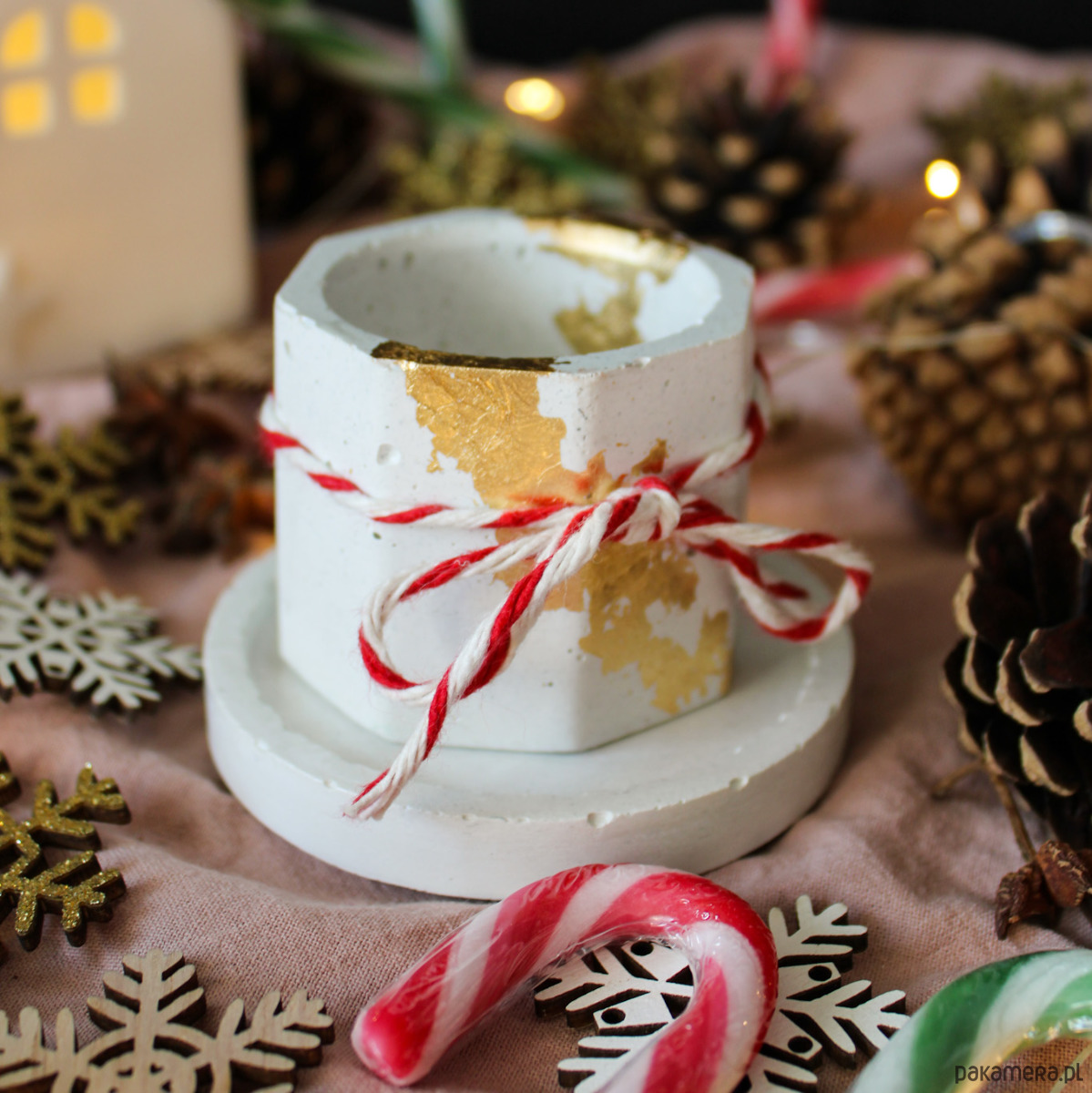 Zestaw prezentowy betonowe świeczniki złote 3 sztuki - Pakamera.pl