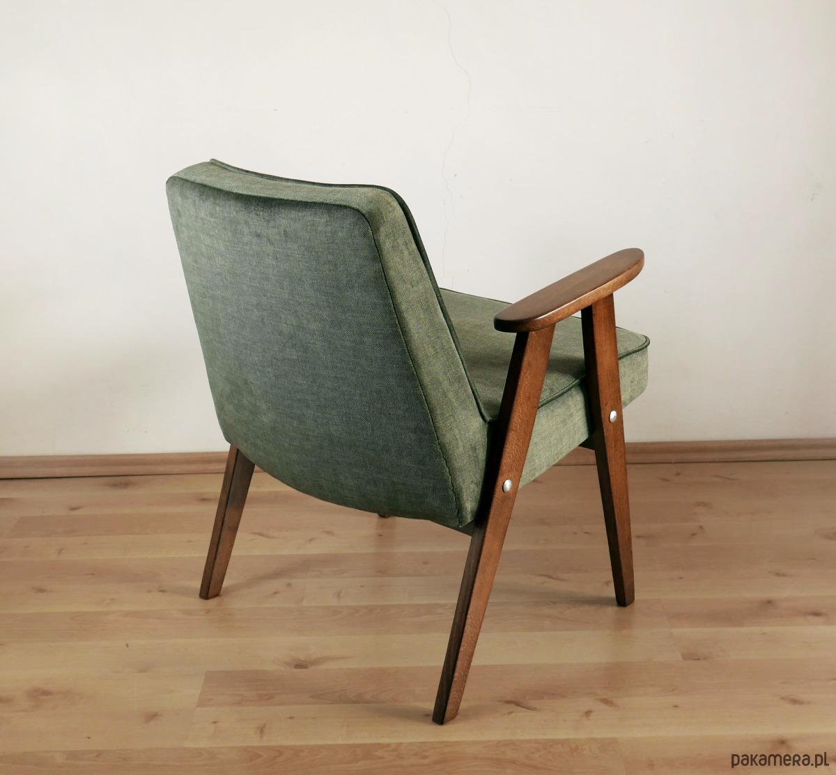 Fotel 366 Chierowski lata 60 PRL. Zielony velur 3572799 - Pakamera.pl